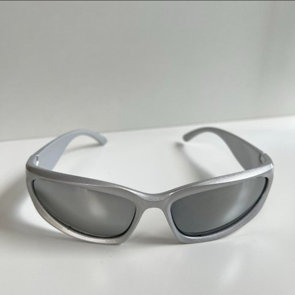 Accessories | Y2k 200s Vintage Style Chrome Silver Surfer Sunglasses ...